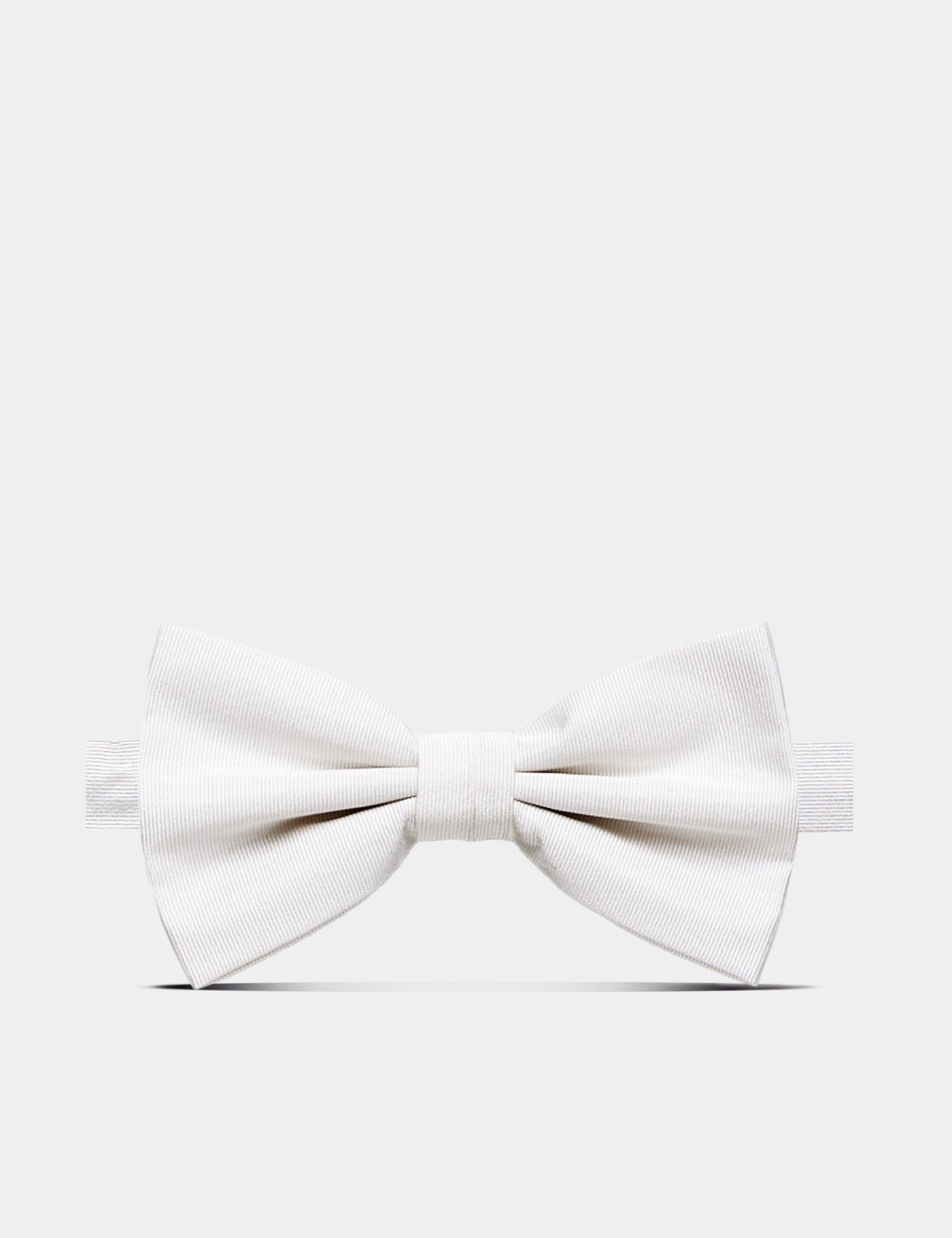 Men's White Repp Silk Bow Tie – Ready Tied | Hawes & Curtis