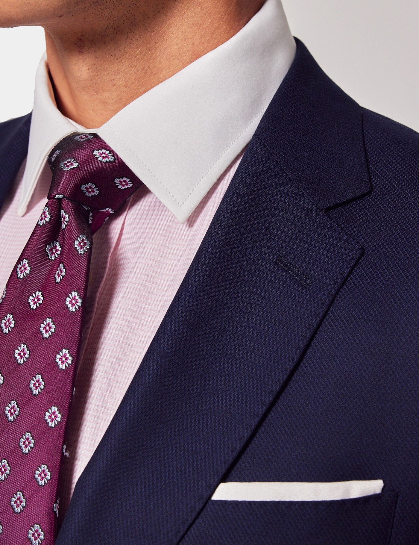 Luxury Men's Navy Blue Suits | Hawes & Curtis
