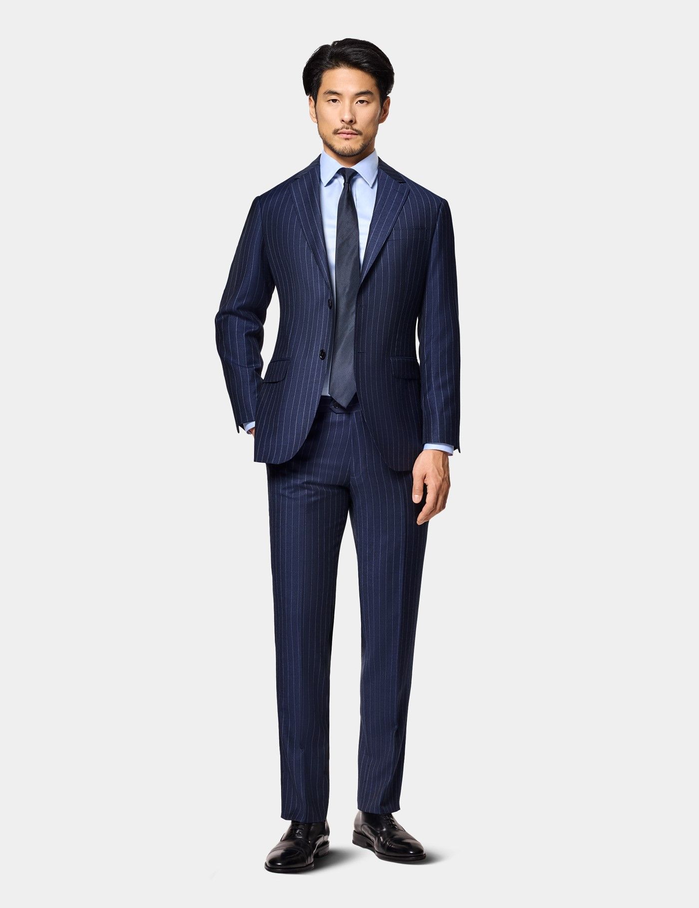 Luxury Men's Navy Blue Suits | Hawes & Curtis