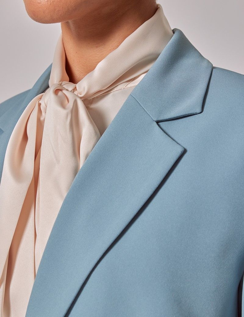 Women's Light Blue Single Breasted Longline Blazer | Hawes & Curtis