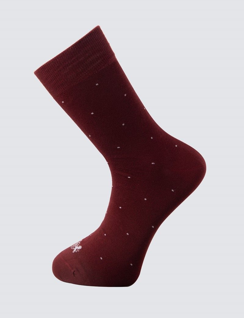 Cotton Rich Spotted Socks in Burgundy White Hawes Curtis UK