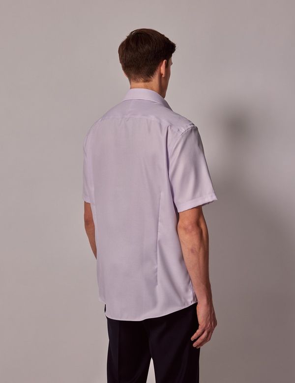 Men's Non-Iron Lilac Tailored Short Sleeve Shirt – Chest Pocket | Hawes ...