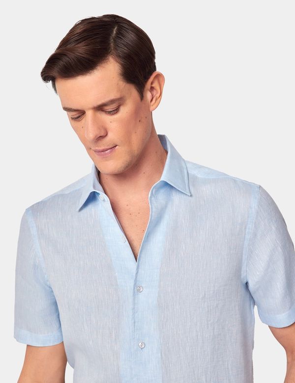 Men's Light Blue Pure Linen Slim Shirt - Short Sleeve | Hawes & Curtis