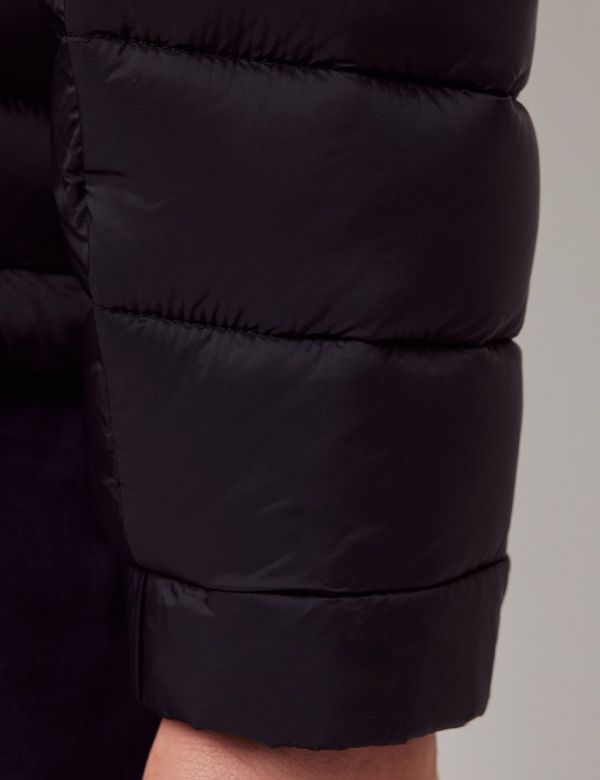 Men's Black Lightweight Jacket | Hawes & Curtis