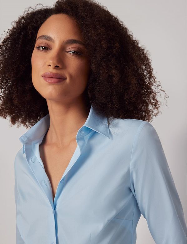 Women's Ice Blue Cotton Fitted Stretch Shirt | Hawes & Curtis