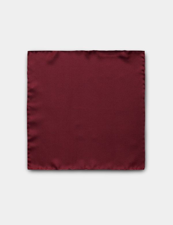 Men's Red Plain Silk Pocket Square | Hawes and Curtis