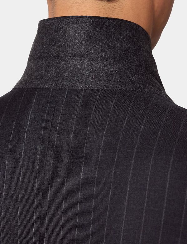 Men's Tailored Fit Charcoal Chalk Stripe 1913 Suit | Hawes & Curtis