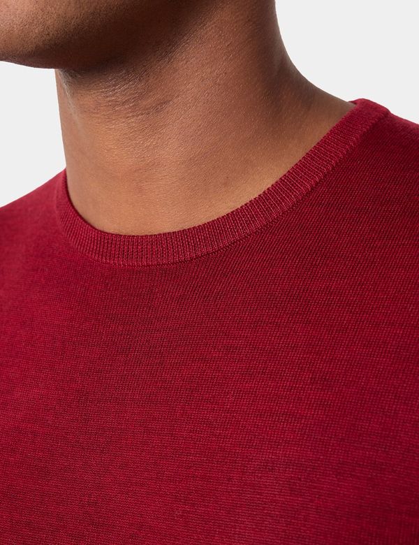 Men's Dark Red Crew Neck Jumper - Machine Washable | Hawes & Curtis