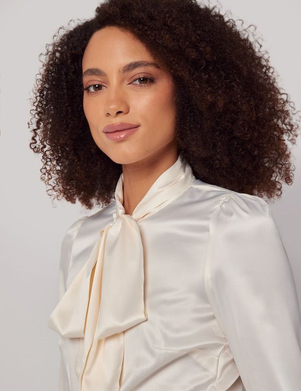 Womens Cream Satin Pussybow Blouse Hawes And Curtis