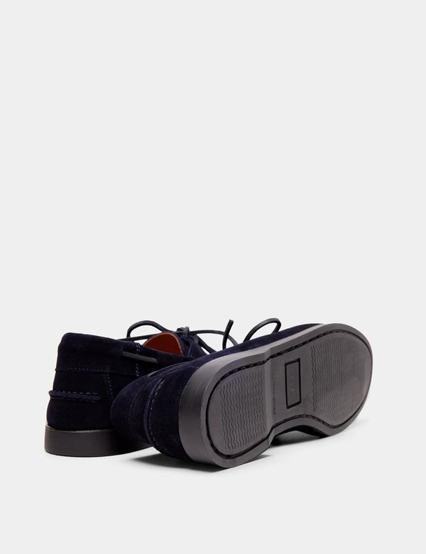 Men's Navy Italian Suede Boat Shoe | Hawes & Curtis