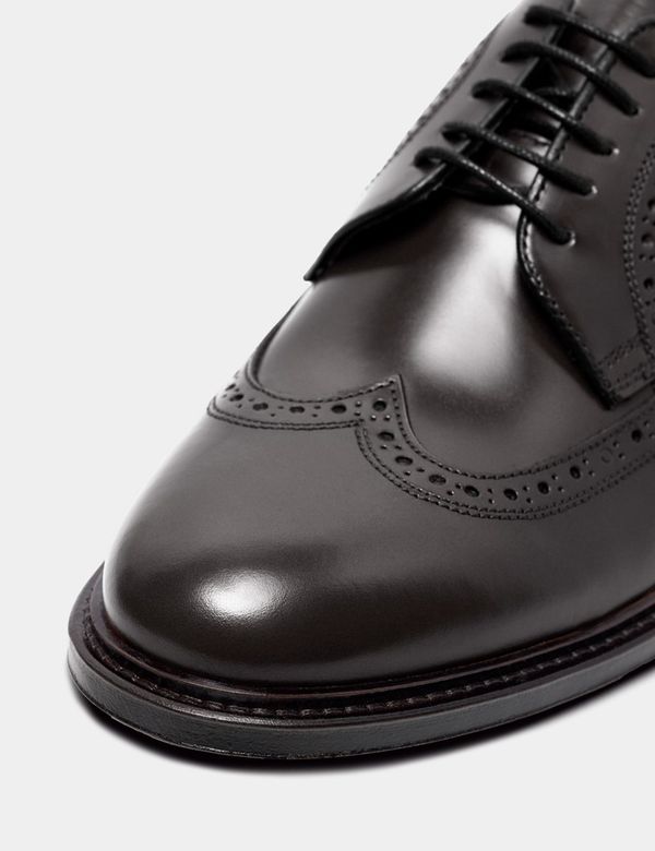Men's Black Leather Wingtip Brogue Shoe | Hawes & Curtis