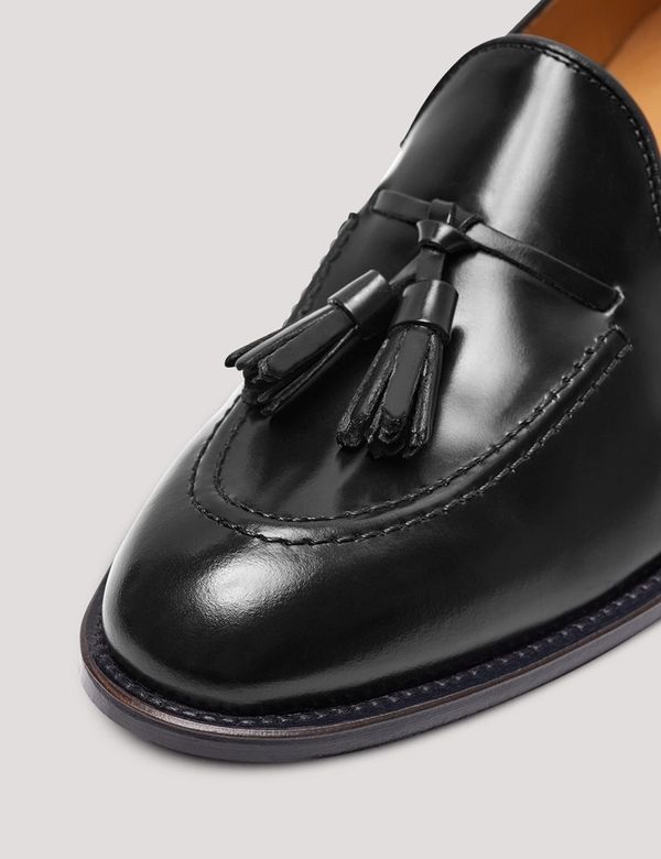 Men's Black Leather Tassel Loafer | Hawes & Curtis