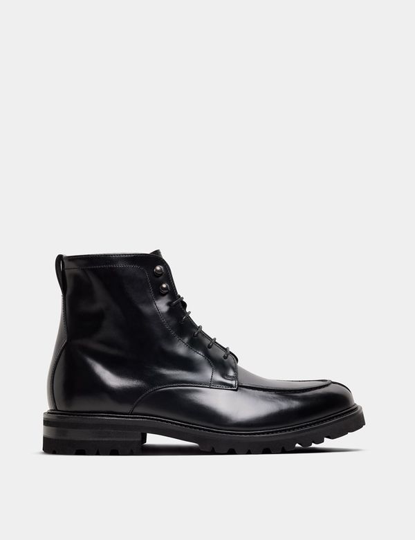Men's Black Apron Derby Boots | Hawes and Curtis