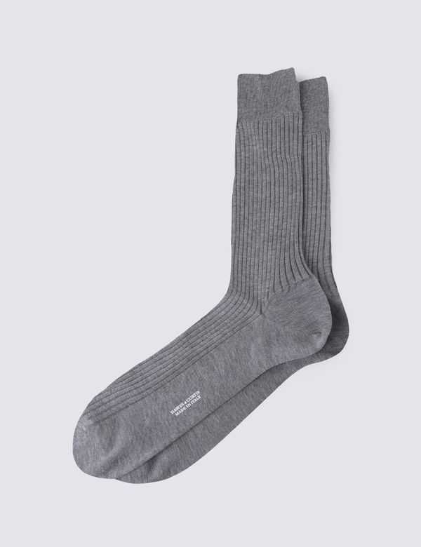 Men's Grey Plain Ribbed Cotton Socks | Hawes & Curtis